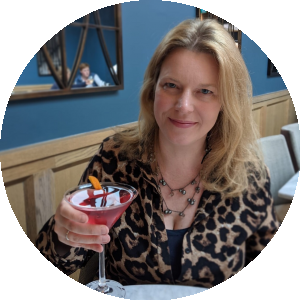 Lisa Batty - Cocktails with Lisa